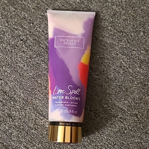 Victoria's Secret | Bath & Body | Rare Water Blooms Love Spell ...